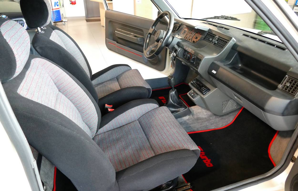 Renault Super 5 GT Turbo Phase 1 - Véhicule - Modern Vintage ...