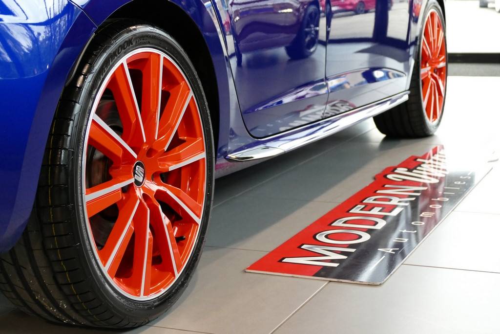 Seat Leon Cupra 2.0 TSI 300cv Pack Performance Cupra Orange - Véhicule ...